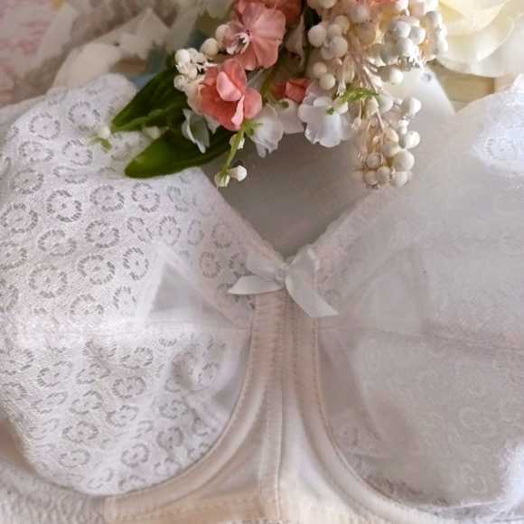 Vintage | Intimates & Sleepwear | Gorgeous 95s60s Vtg Bali Snowflake ...